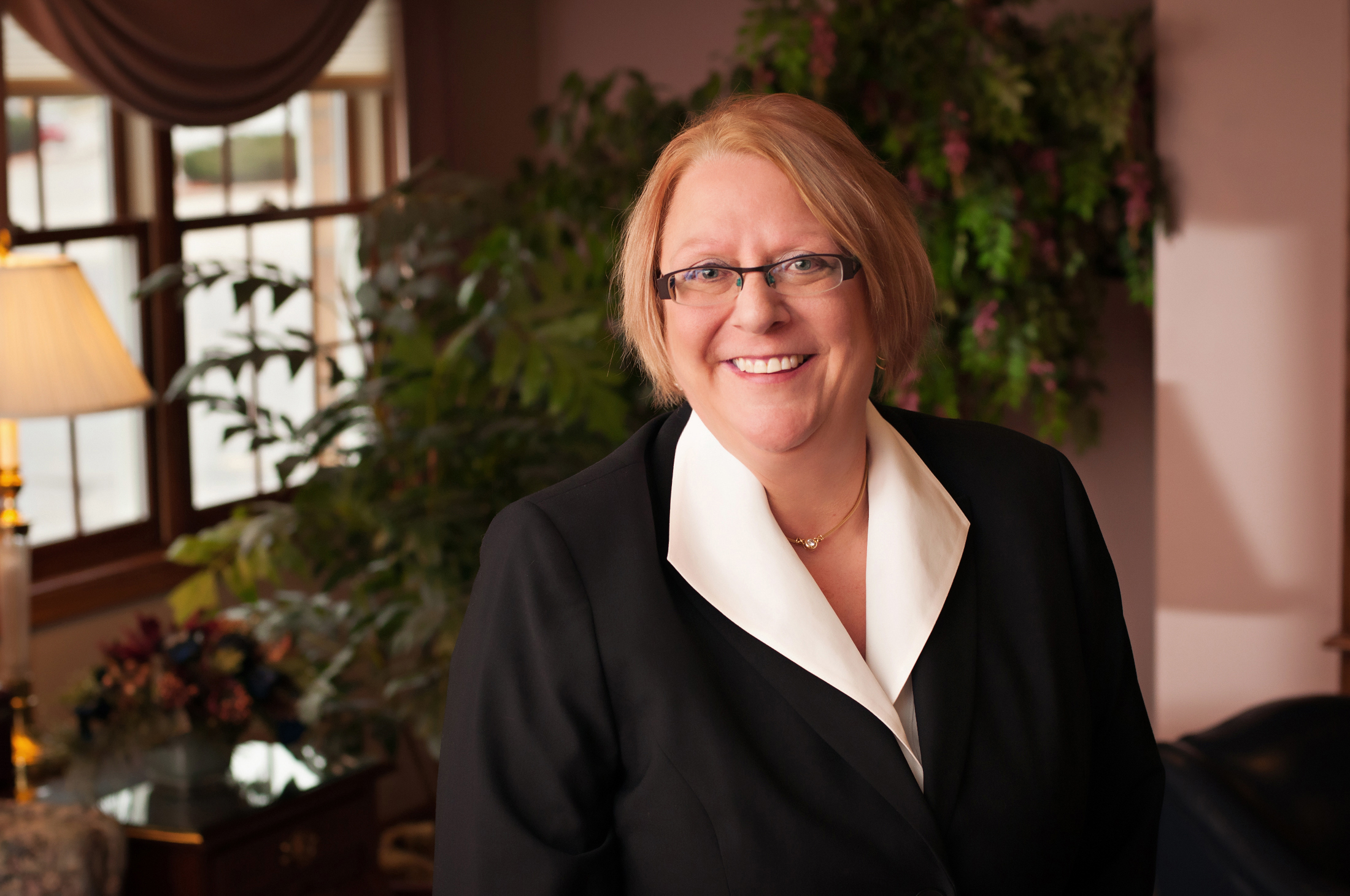 PIASECKI FH Julie Ruhle | Piasecki Funeral Home